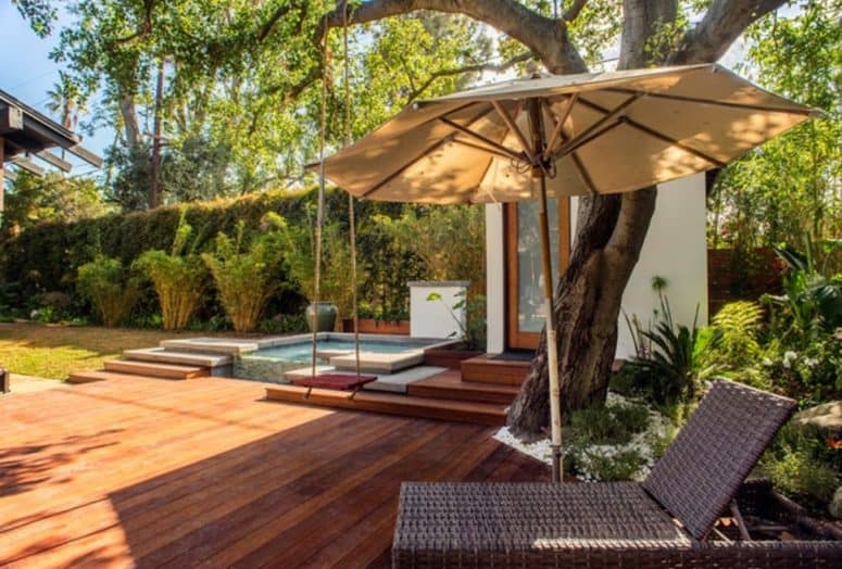 Outdoor Jacuzzi Ideas: Designs, Pros, and Cons [A Complete Guide]