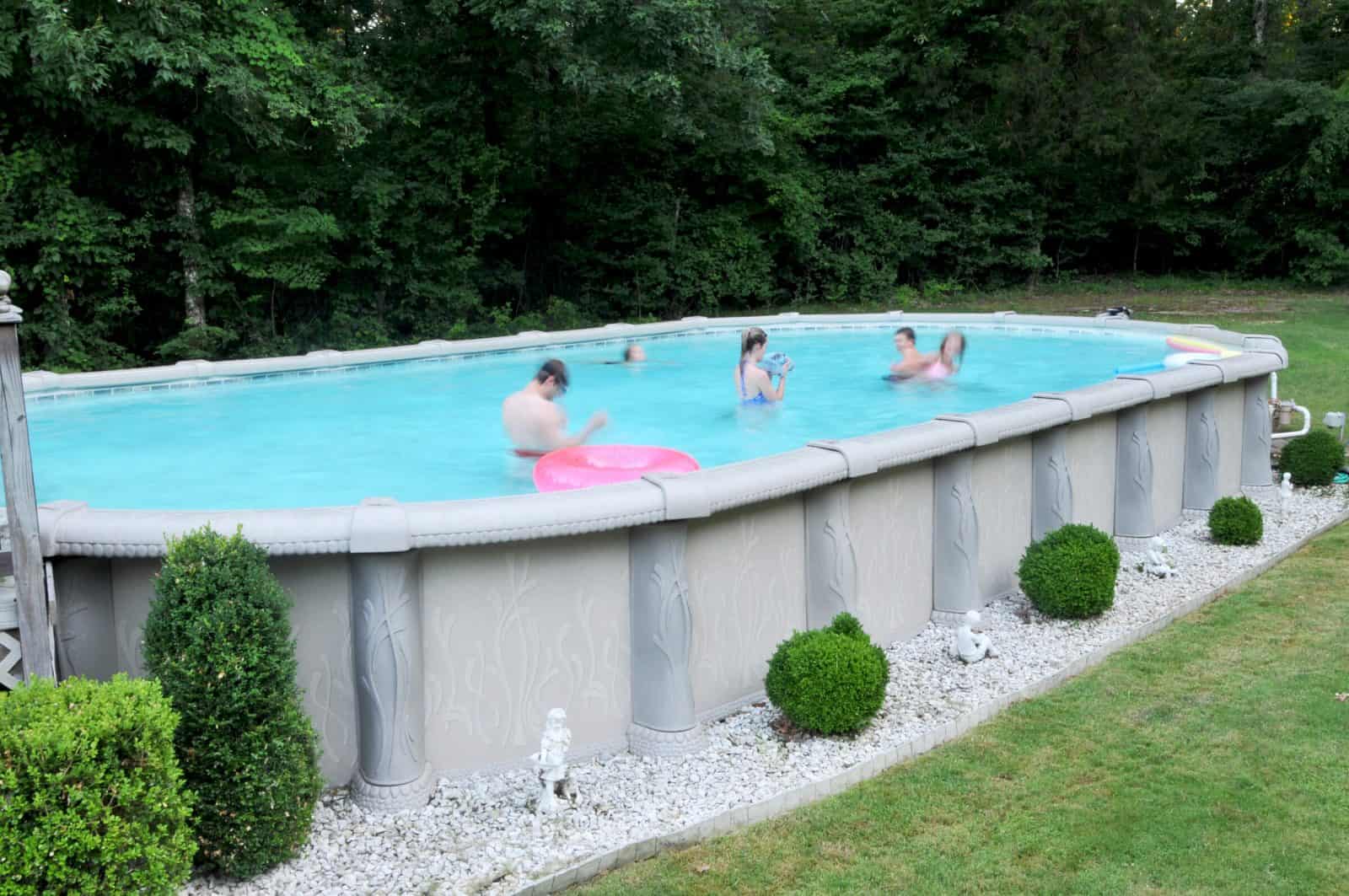 20 Best Above Ground Swimming Pool with Deck Designs