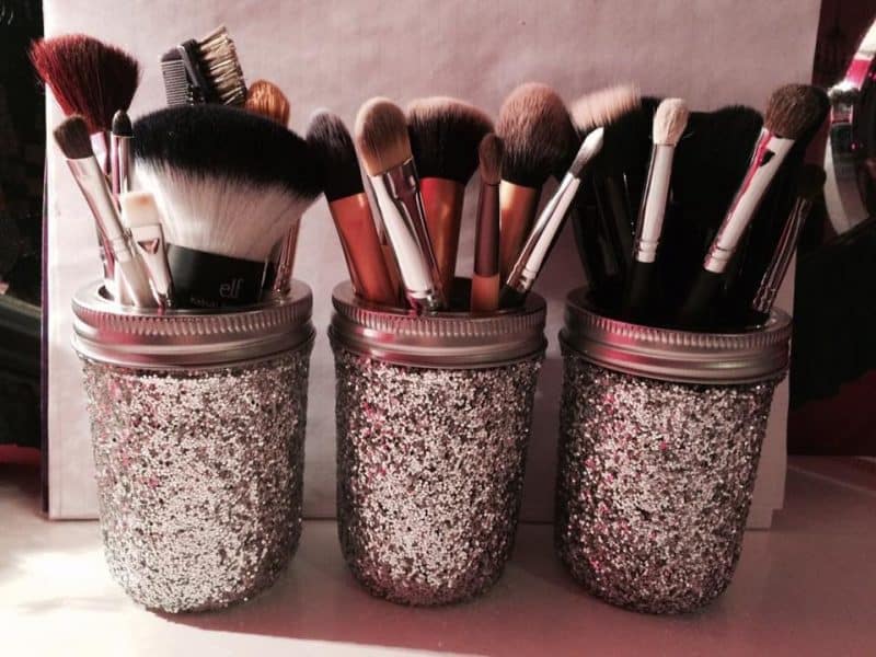 25 DIY Makeup Storage Ideas That Will Save Your Time