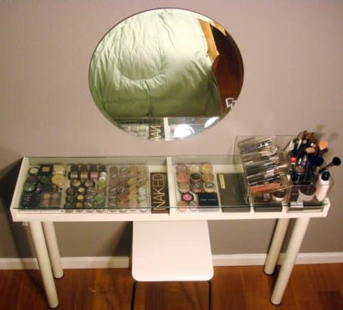 25 DIY Makeup Storage Ideas That Will Save Your Time