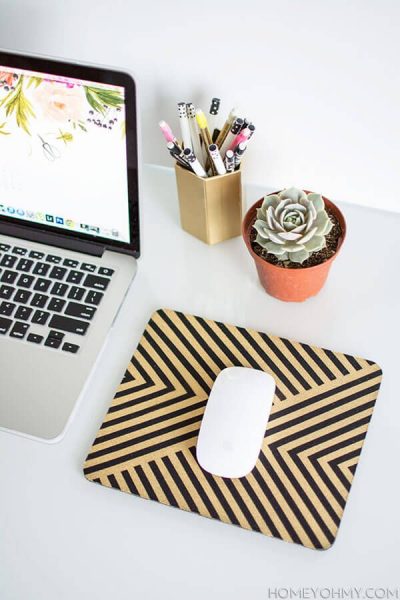 31 Easy DIY Mousepad Ideas That You Can Make Right Away
