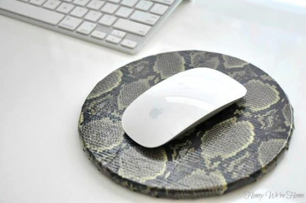 31 Easy DIY Mousepad Ideas That You Can Make Right Away