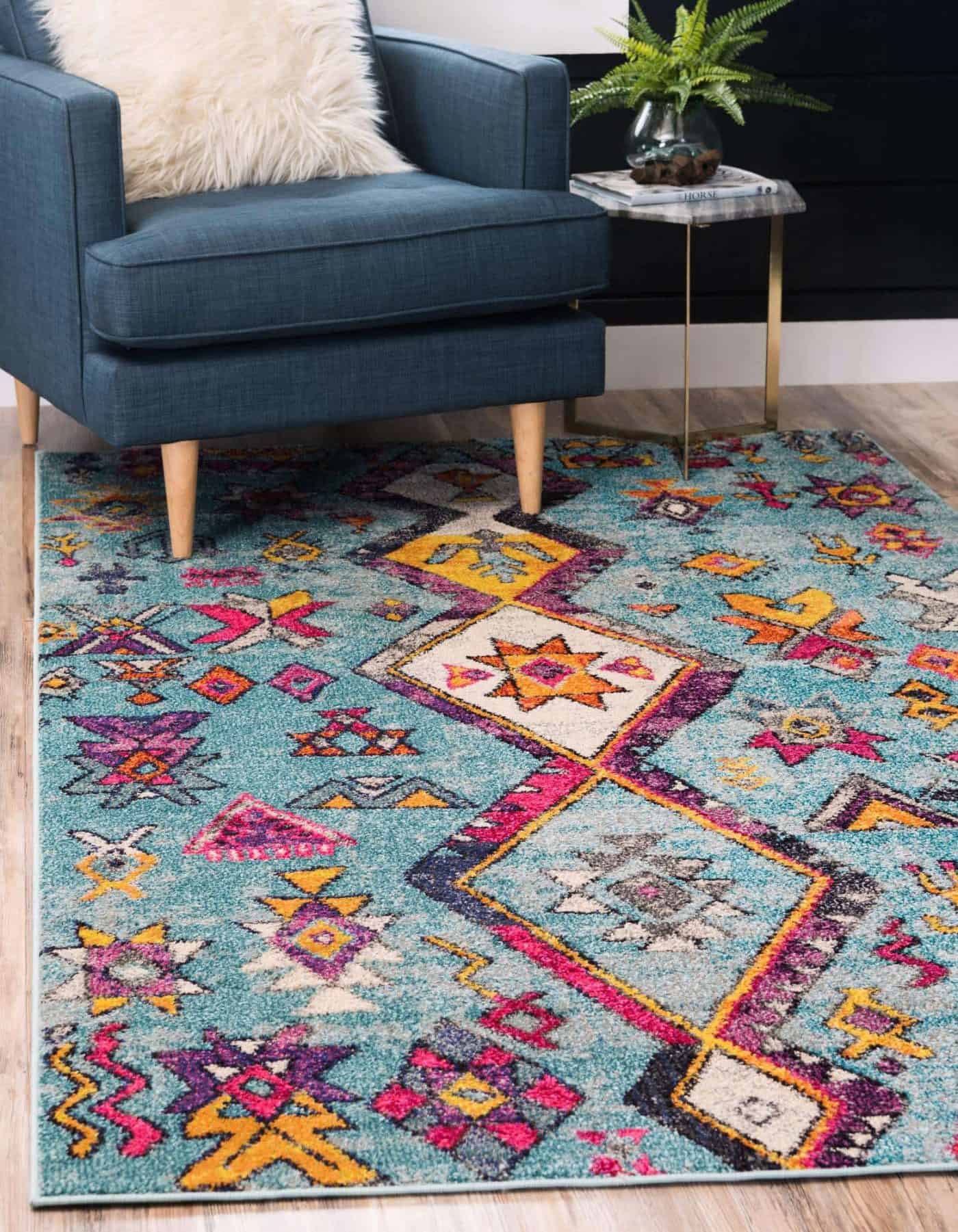 What Color Rug Goes With a Blue Couch - 15 Ideas