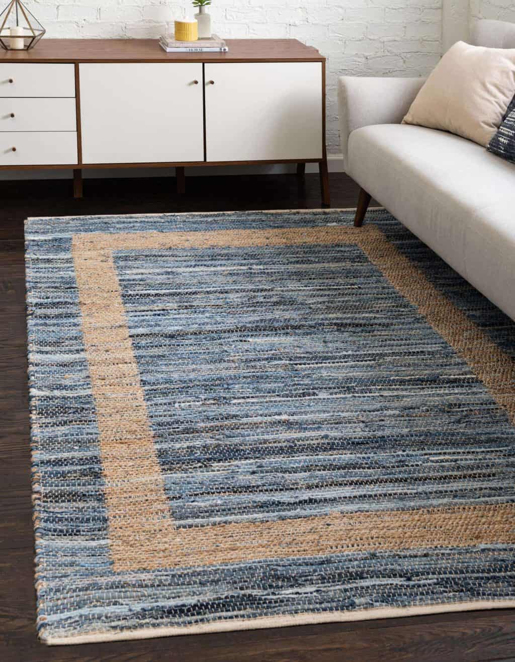 17 Cozy Farmhouse Rug Ideas for 2024