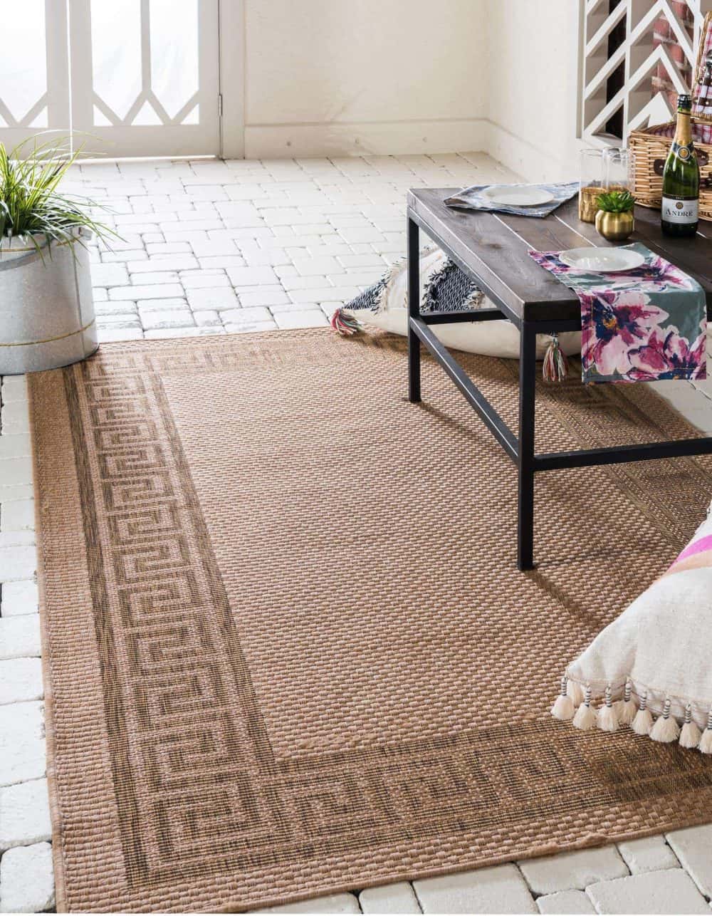 15 Cozy & Beautiful Rug Ideas for Basement Floors